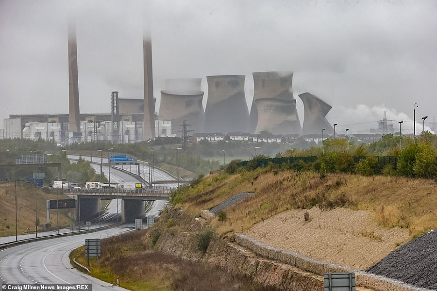 Ferrybridge Power Station - Great North Road